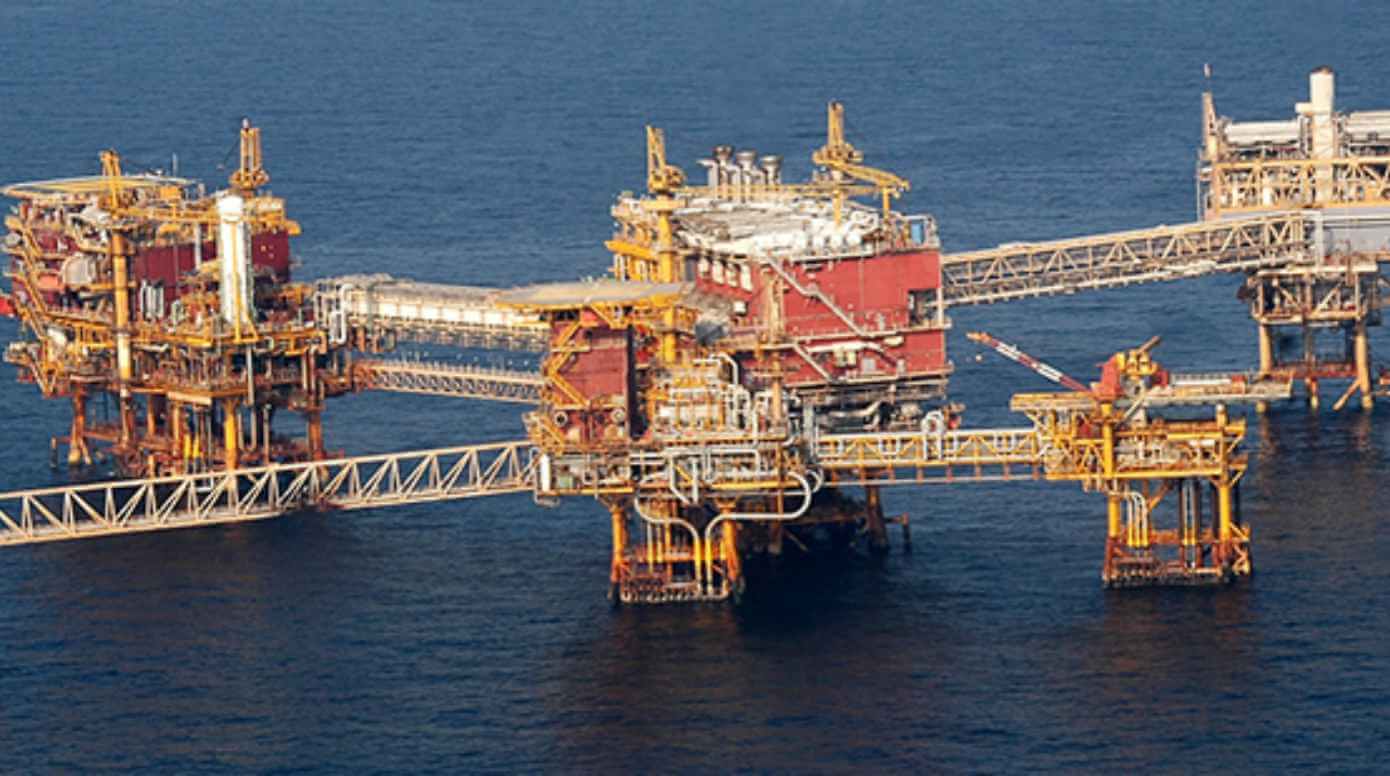 Data: What is the worth of Oil Bonds pending for repayment?