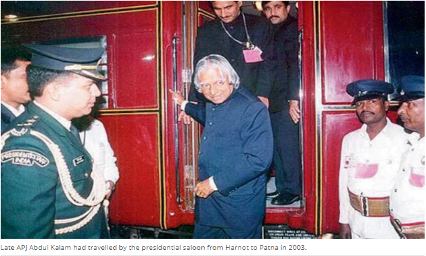 Unrelated photos of Abdul Kalam & Ram Nath Kovind are being compared ...